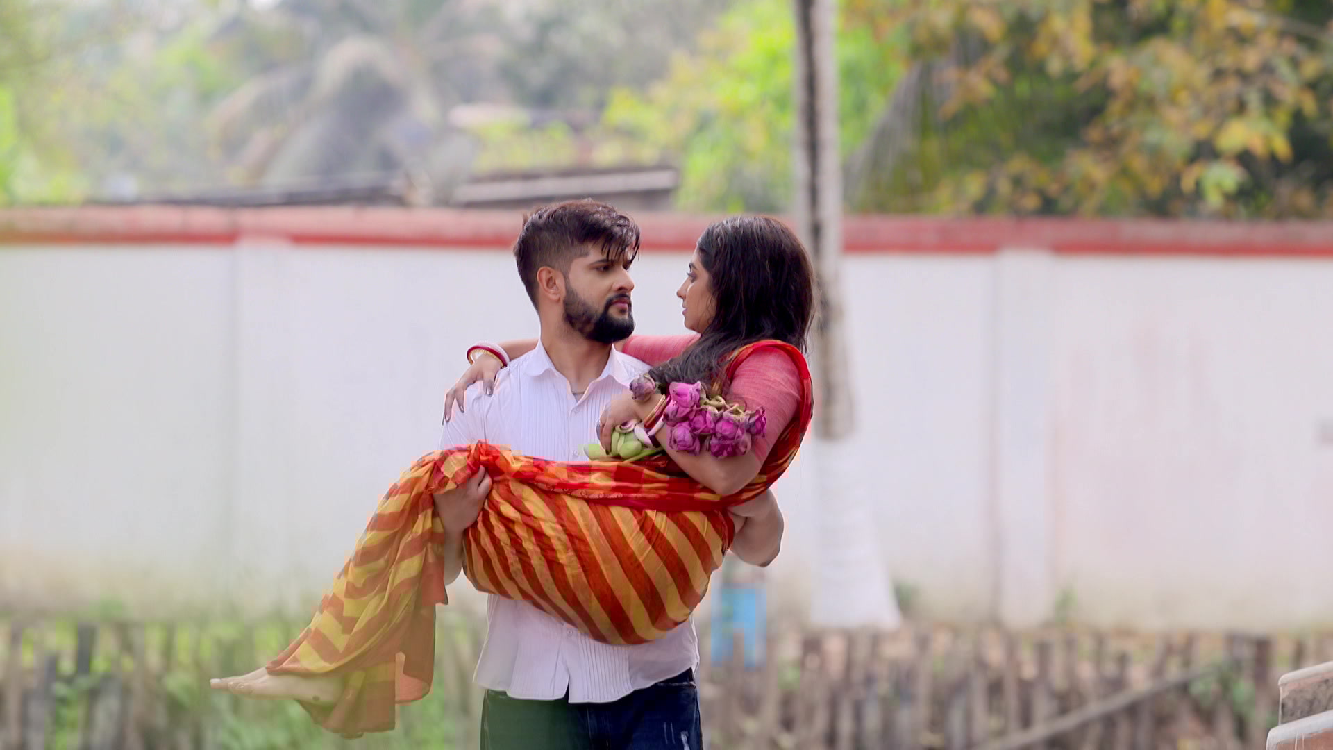 Watch Bangla Medium S1 Episode 89 on JioHotstar