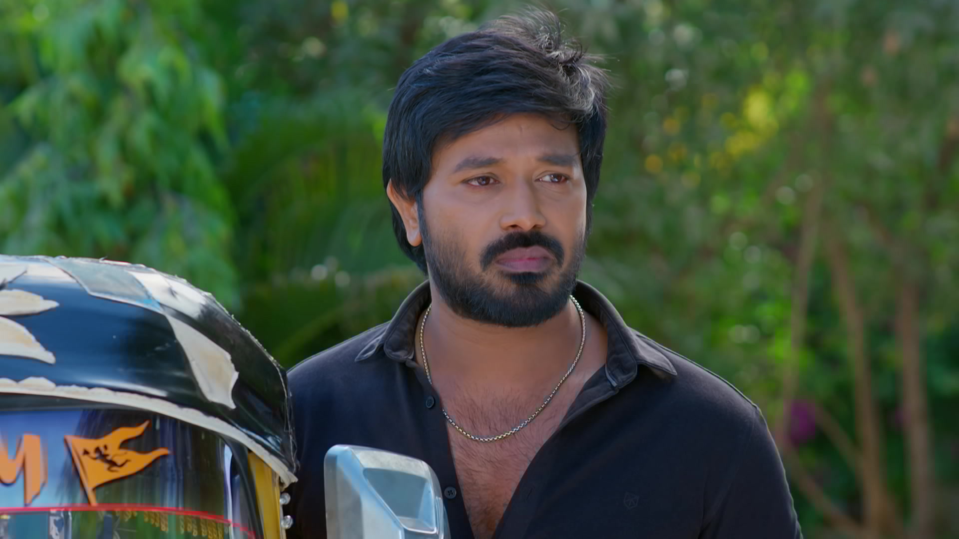 Watch Chinni Episode 221 on JioHotstar