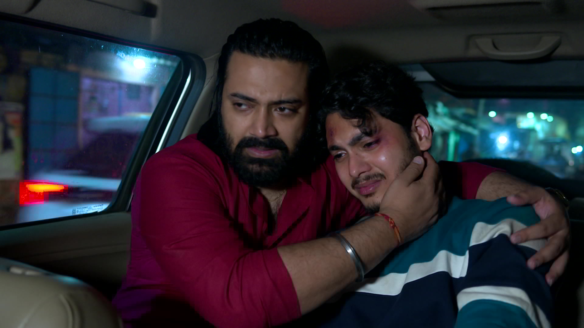 Watch Uraan Episode 215 on JioHotstar