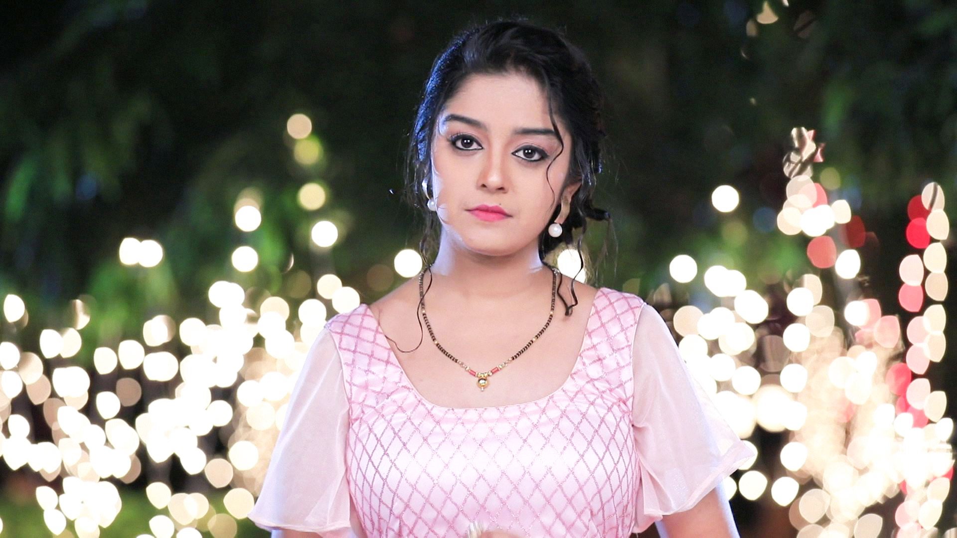 Watch Nammane Yuvarani S1 Episode 302 on JioHotstar