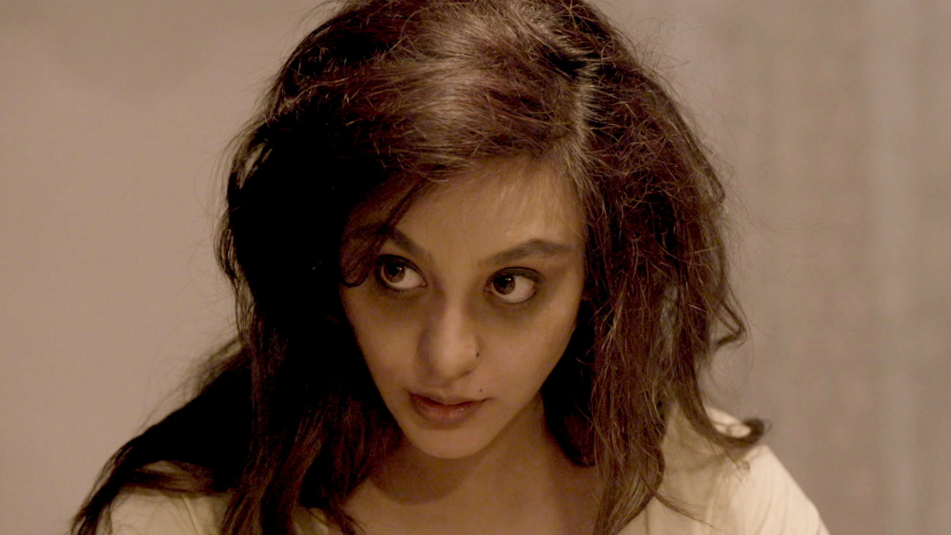 Simran Stares Through the Soul! - JioHotstar