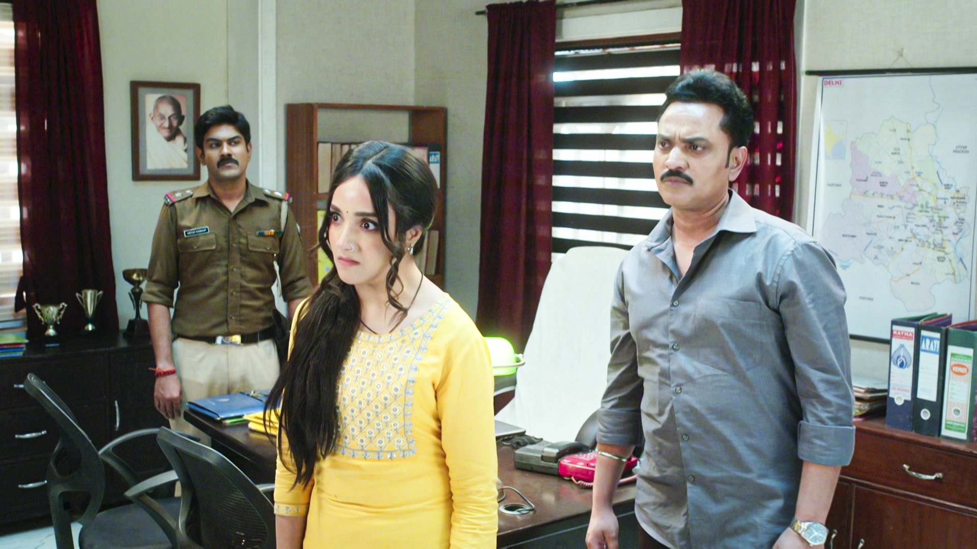 Watch Advocate Anjali Awasthi Episode 192 on JioHotstar