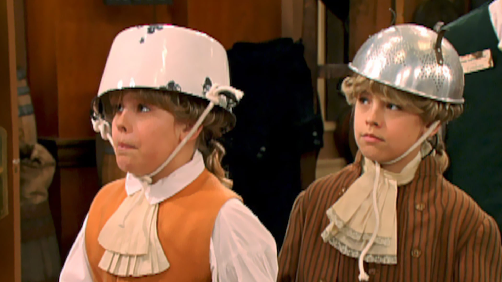 Stream What the Hey Season 2 Episode 17 – What the Hey on Disney+