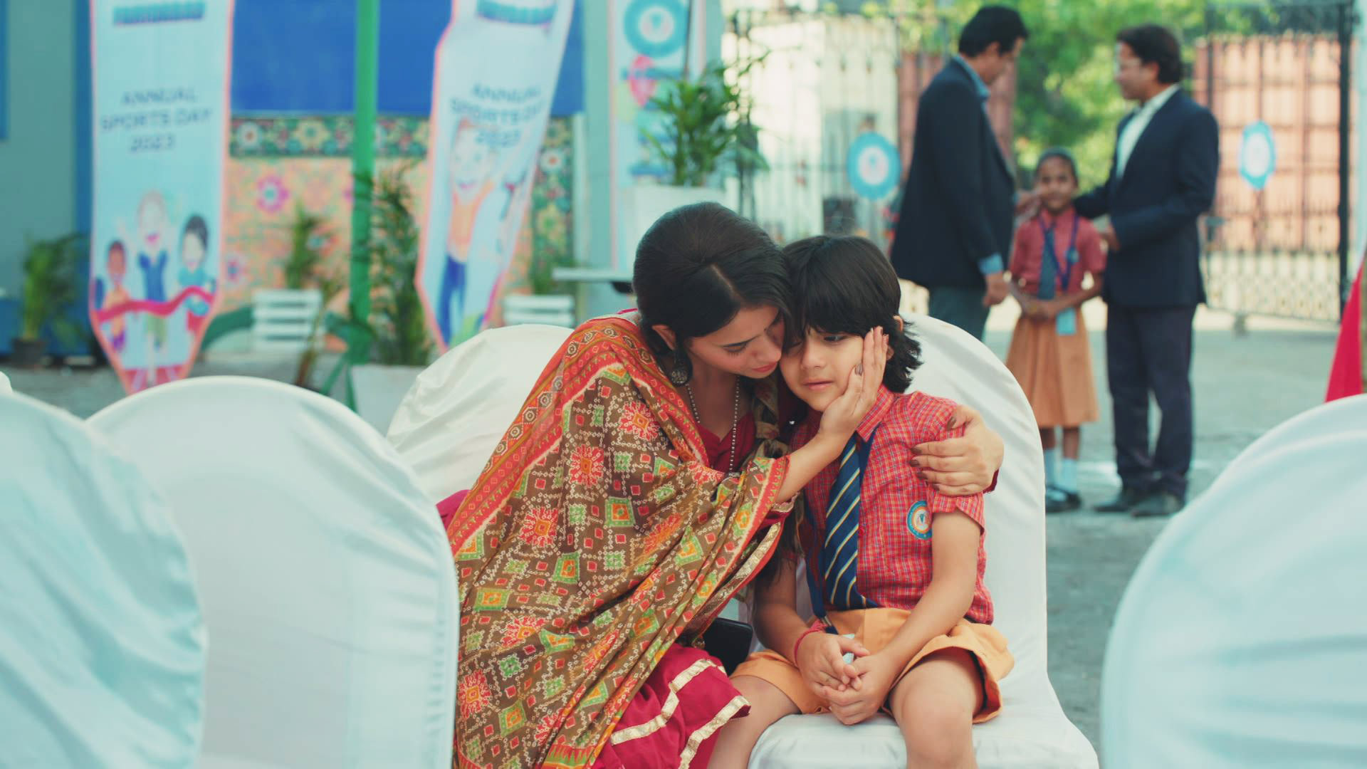 Stream yeh-hai-chahatein Online | Watcho