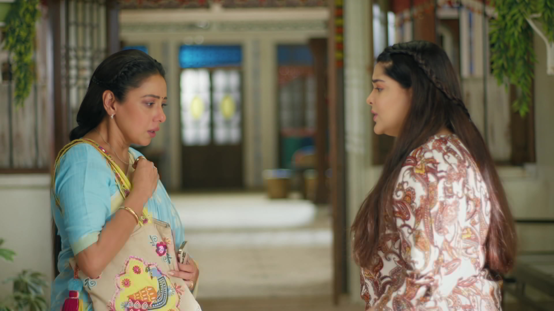 Stream Anupama's Concern for Ishani Season 1 Episode 1618 – Anupama's Concern for Ishani on Hotstar