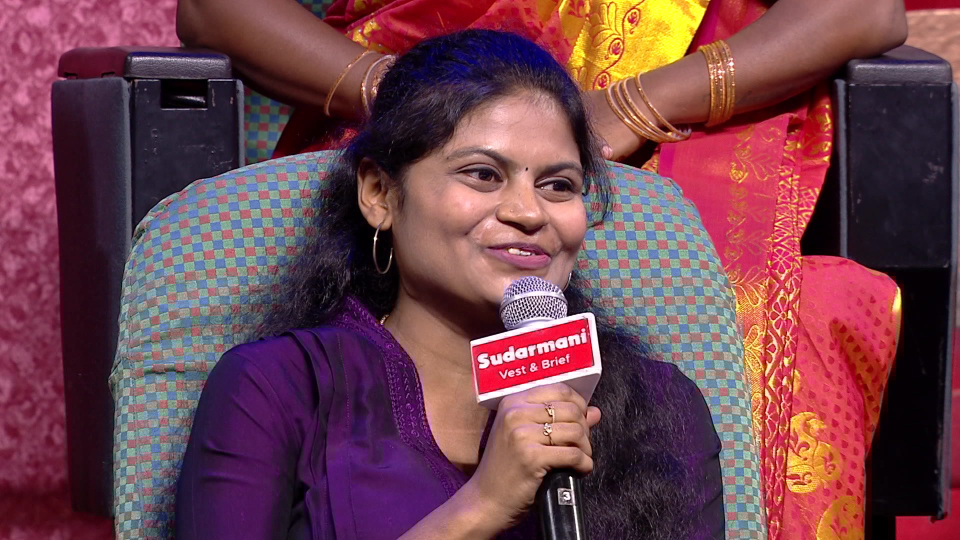 Watch Neeya Naana Episode 378 on JioHotstar