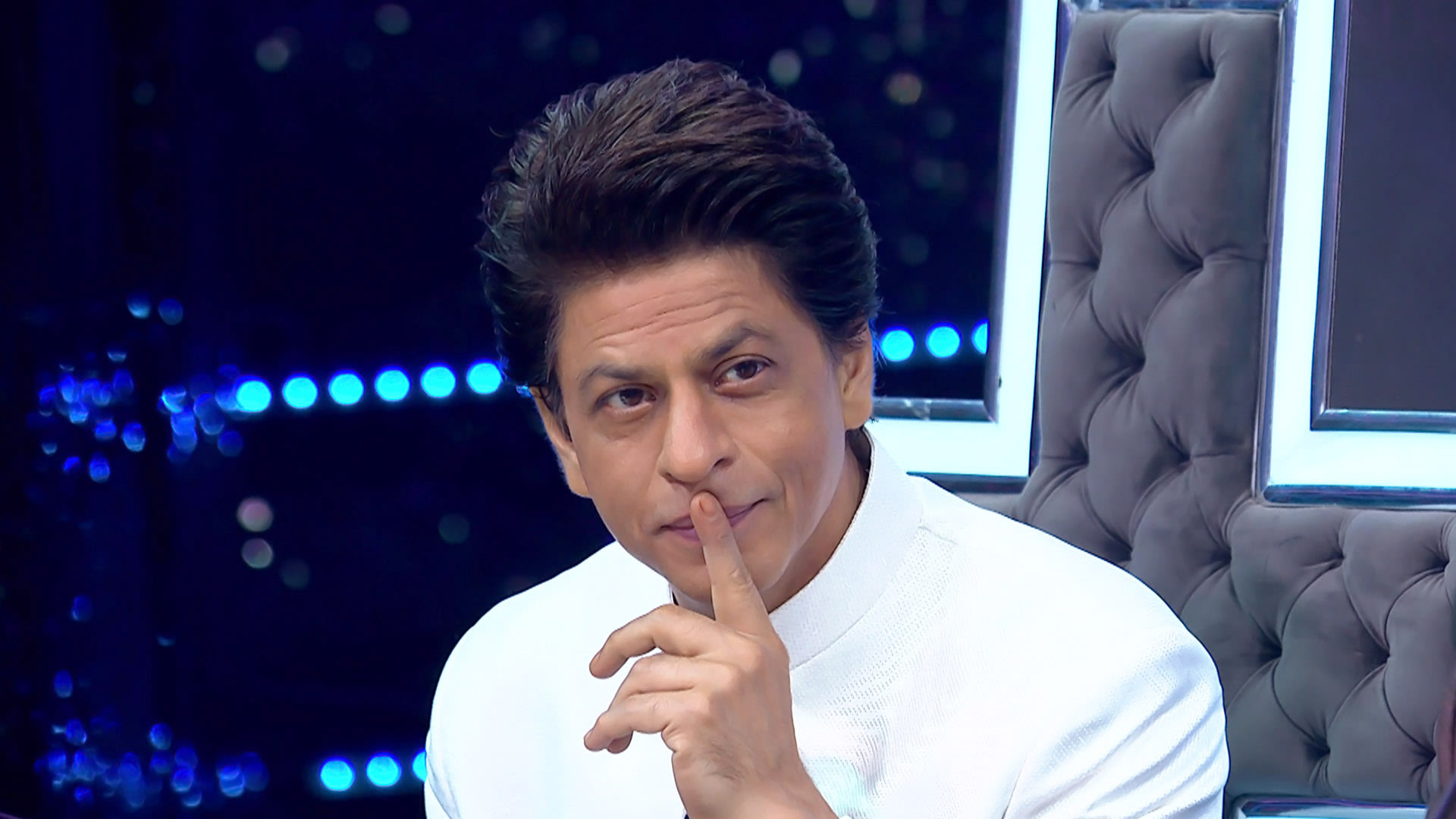 Watch Republic Day Special with SRK Online