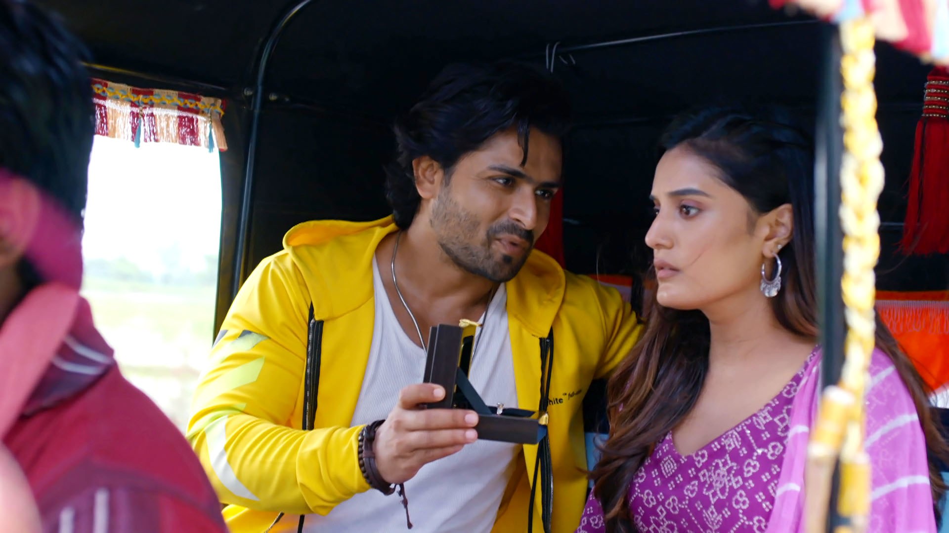 Watch ajooni All Episodes | Watcho