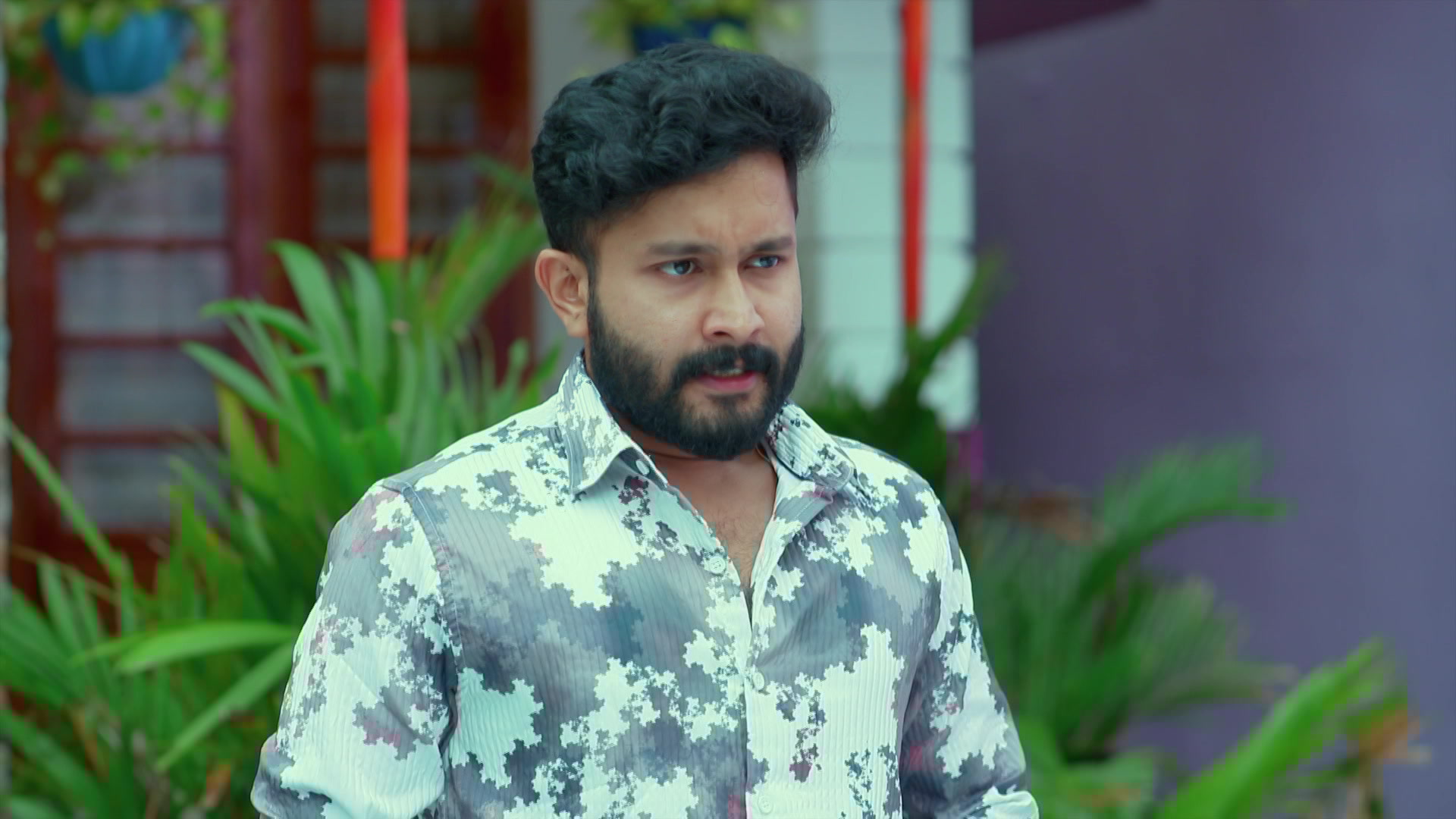 Watch Chempaneer Poovu Episode 263 on JioHotstar