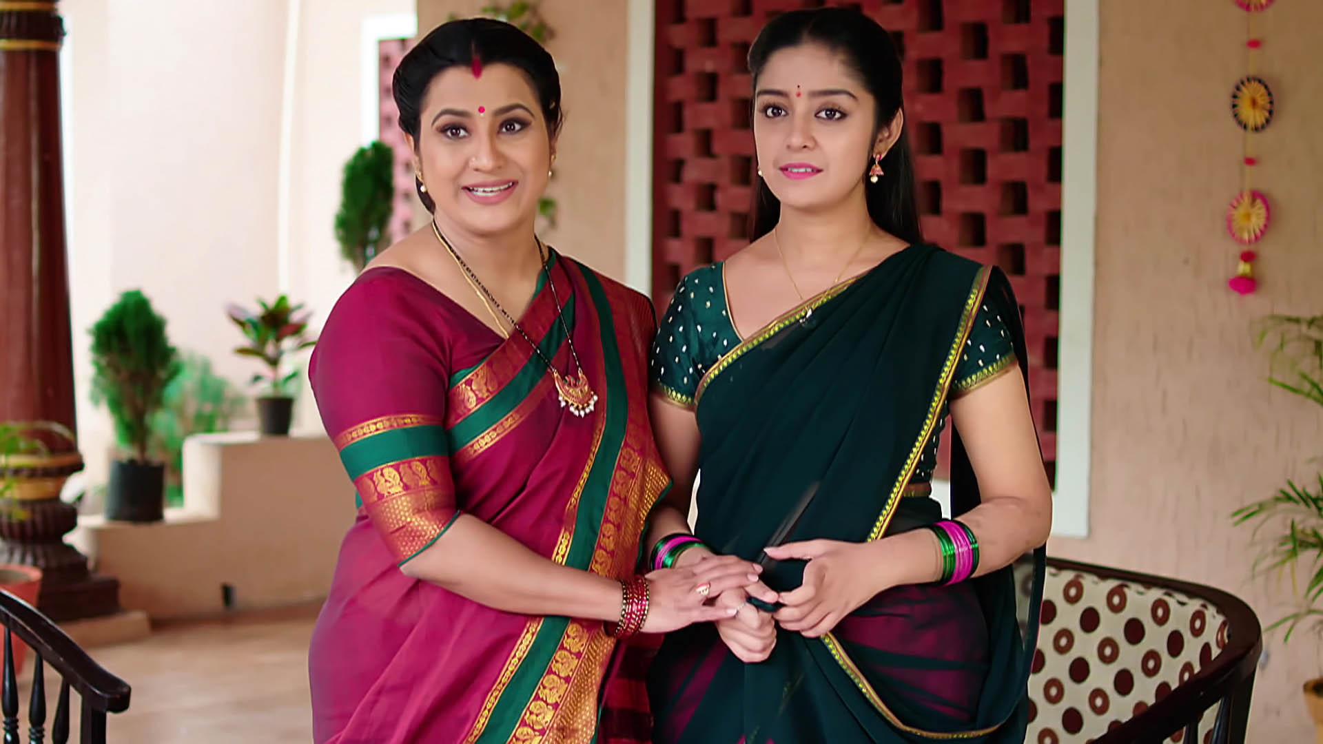 Watch Srimathi Srinivas S1 Episode 25 on JioHotstar
