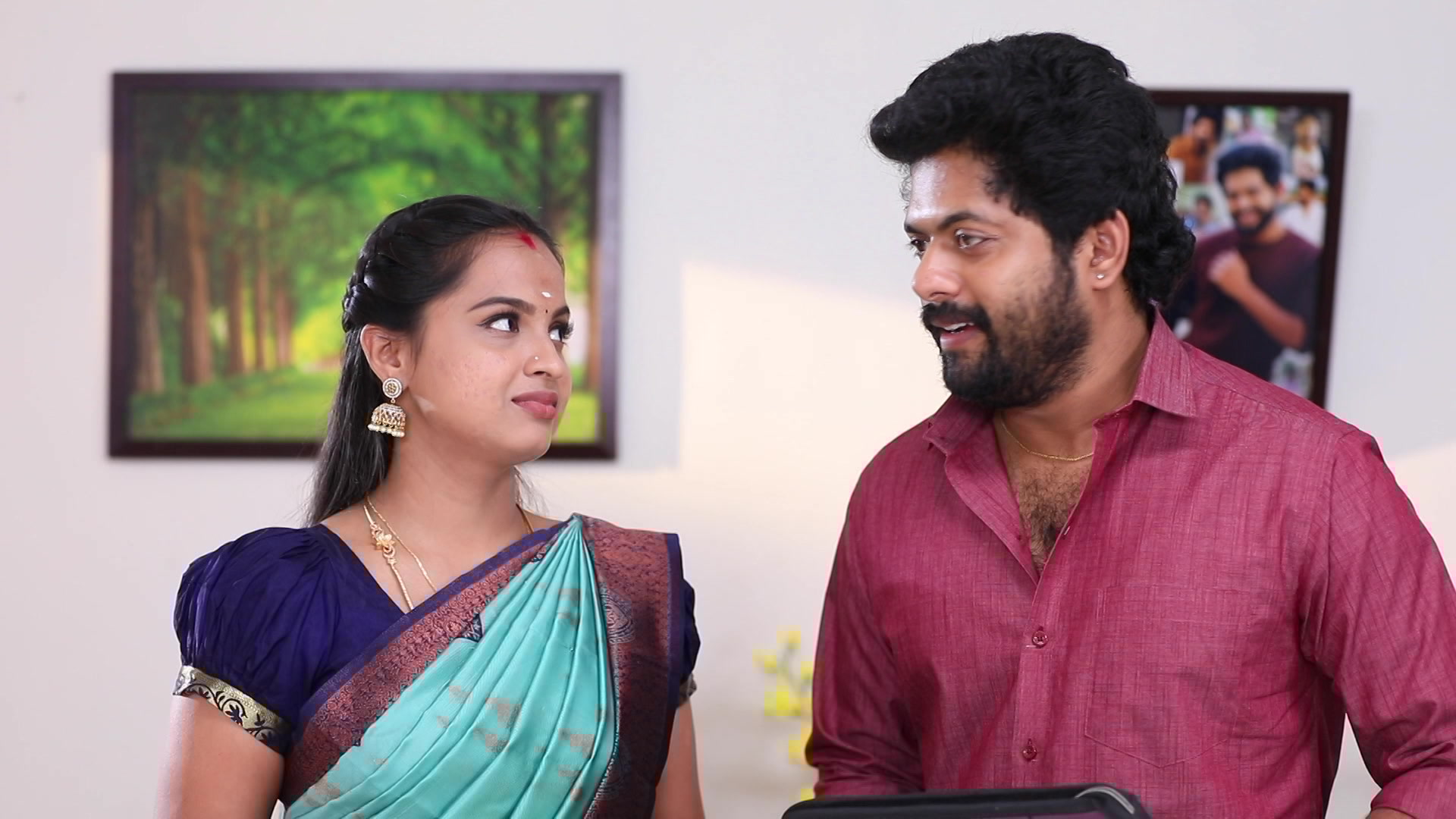 Watch Sakthivel S1 Episode 400 on JioHotstar