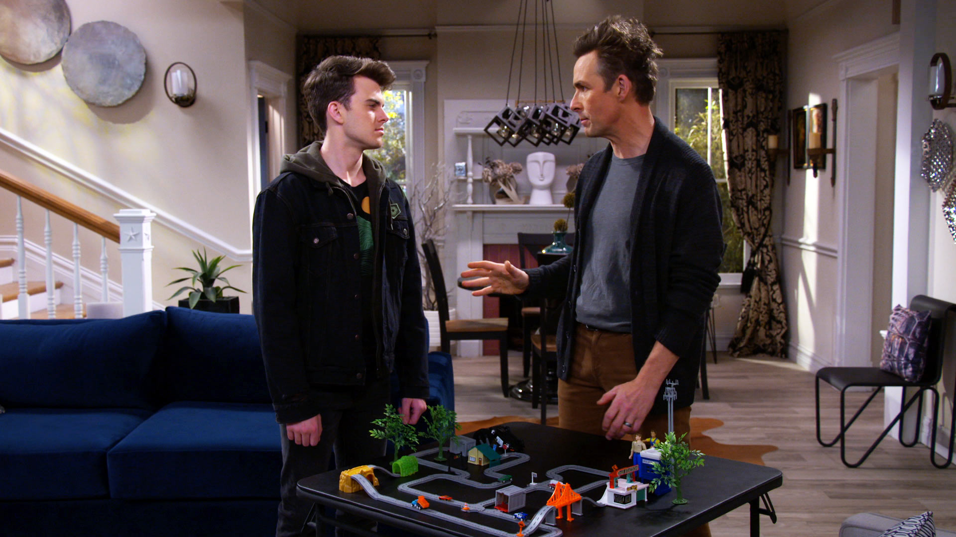 Nonton The Two Jakes Season 1 Episode 8 - The Two Jakes di Disney+ Hotstar