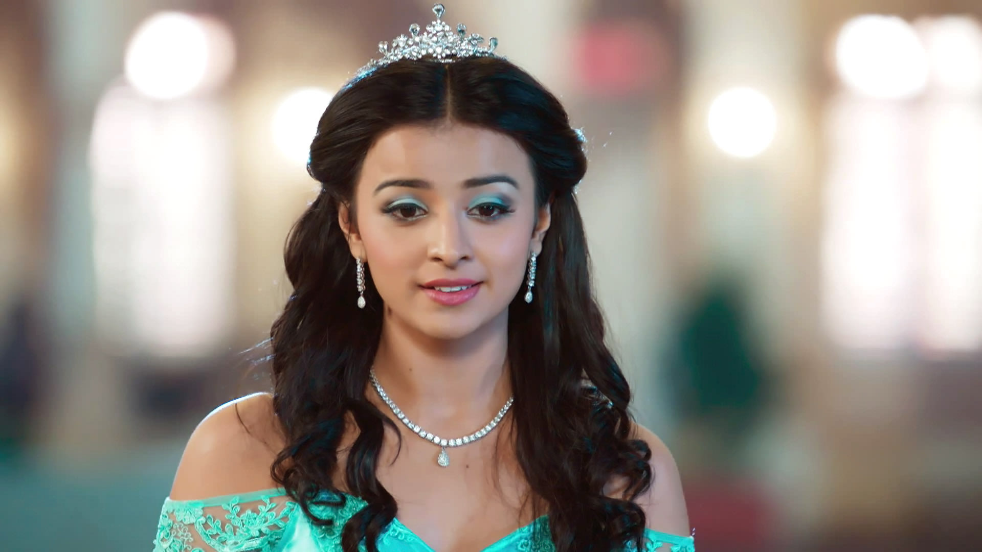 Watch Mariam Khan - Reporting LIVE Episode 148 on JioHotstar