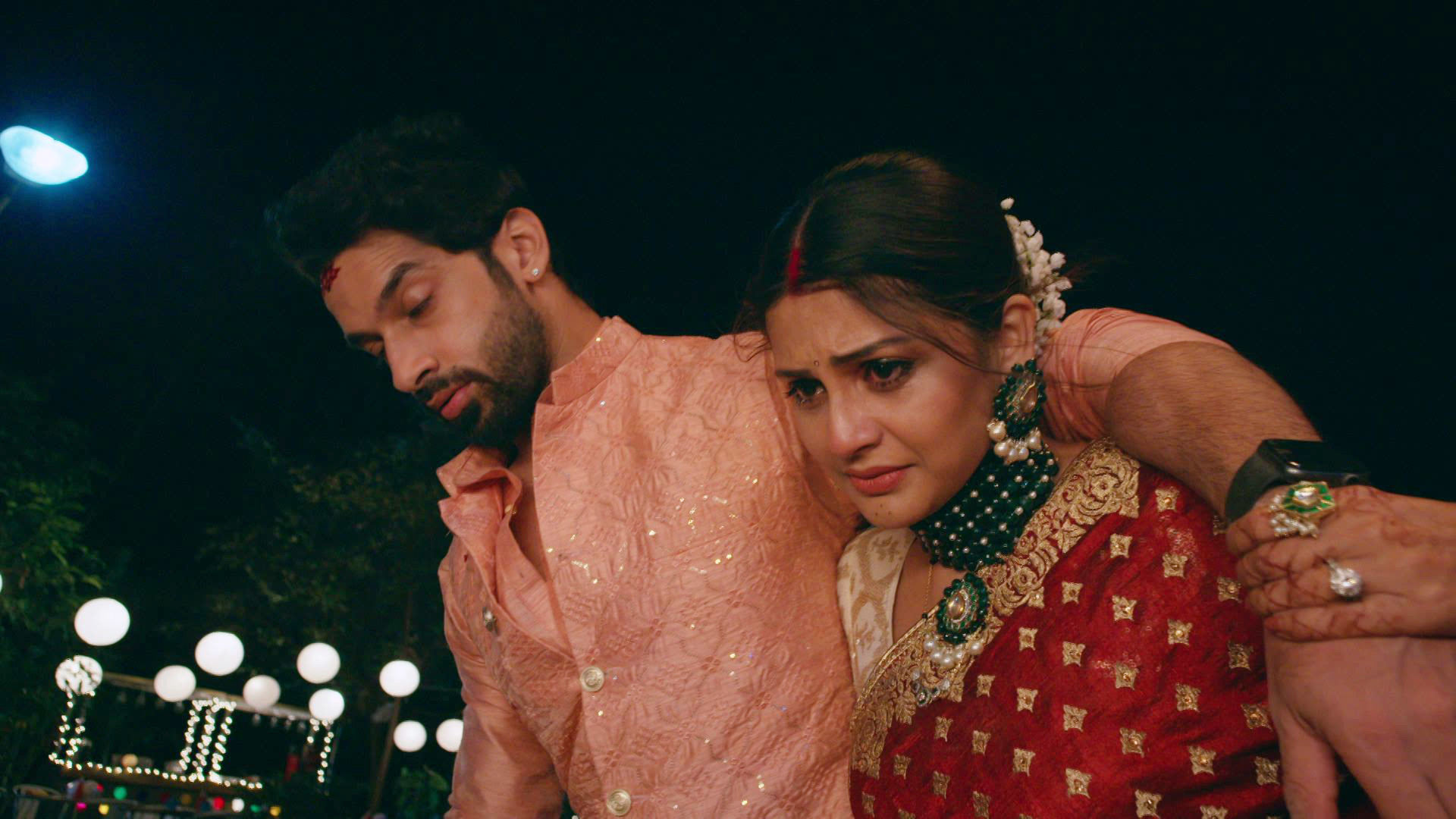 Watch Imlie Saves Atharva's Life Online