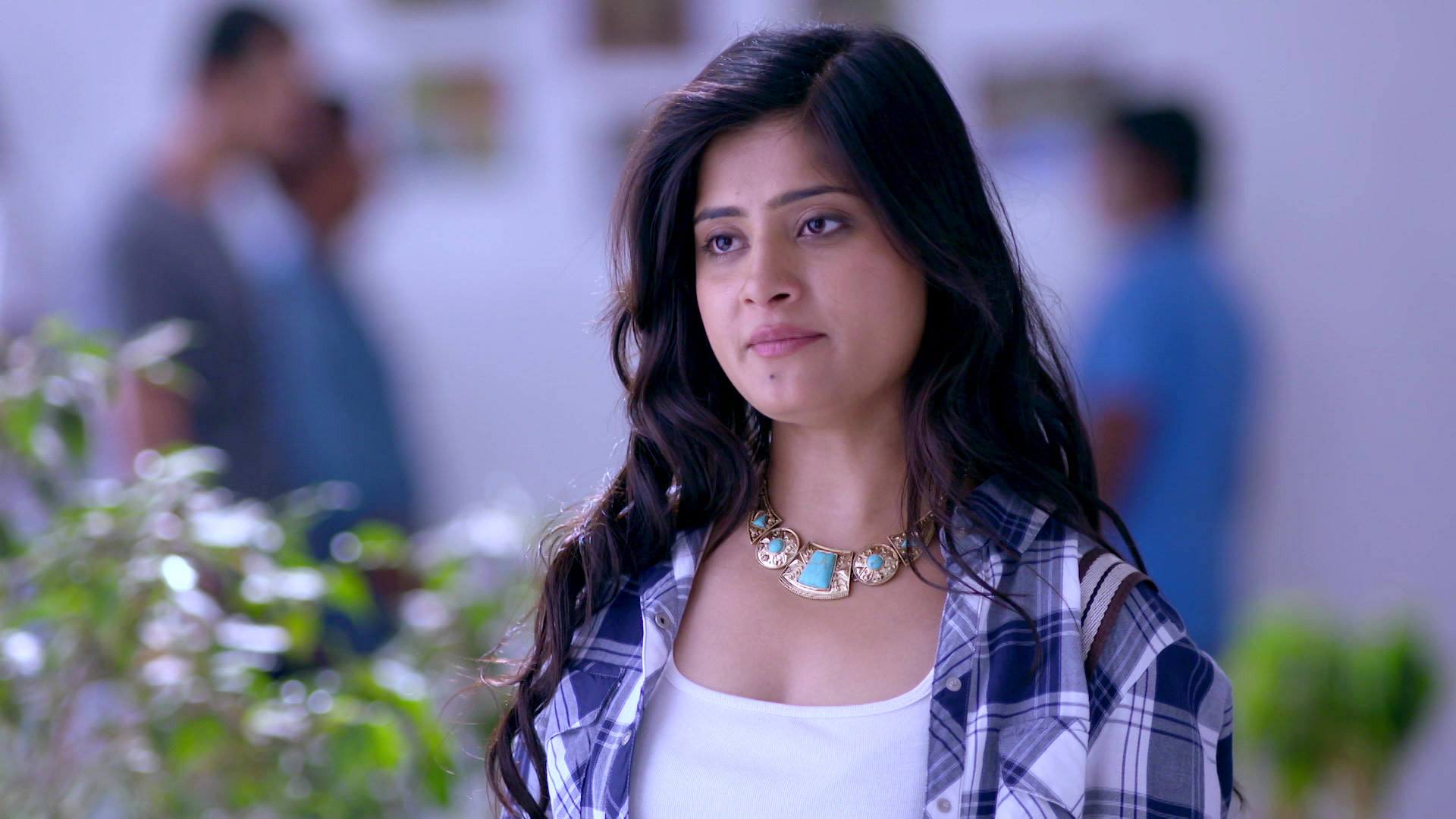 Watch Kemiti Aie Samparka Episode 527 on JioHotstar