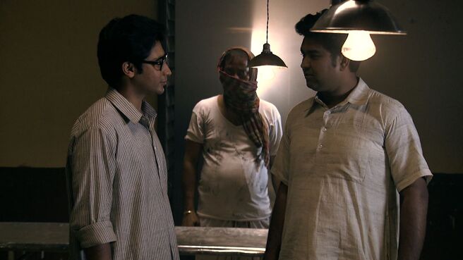 Watch Byomkesh S1 Episode 36 on JioHotstar