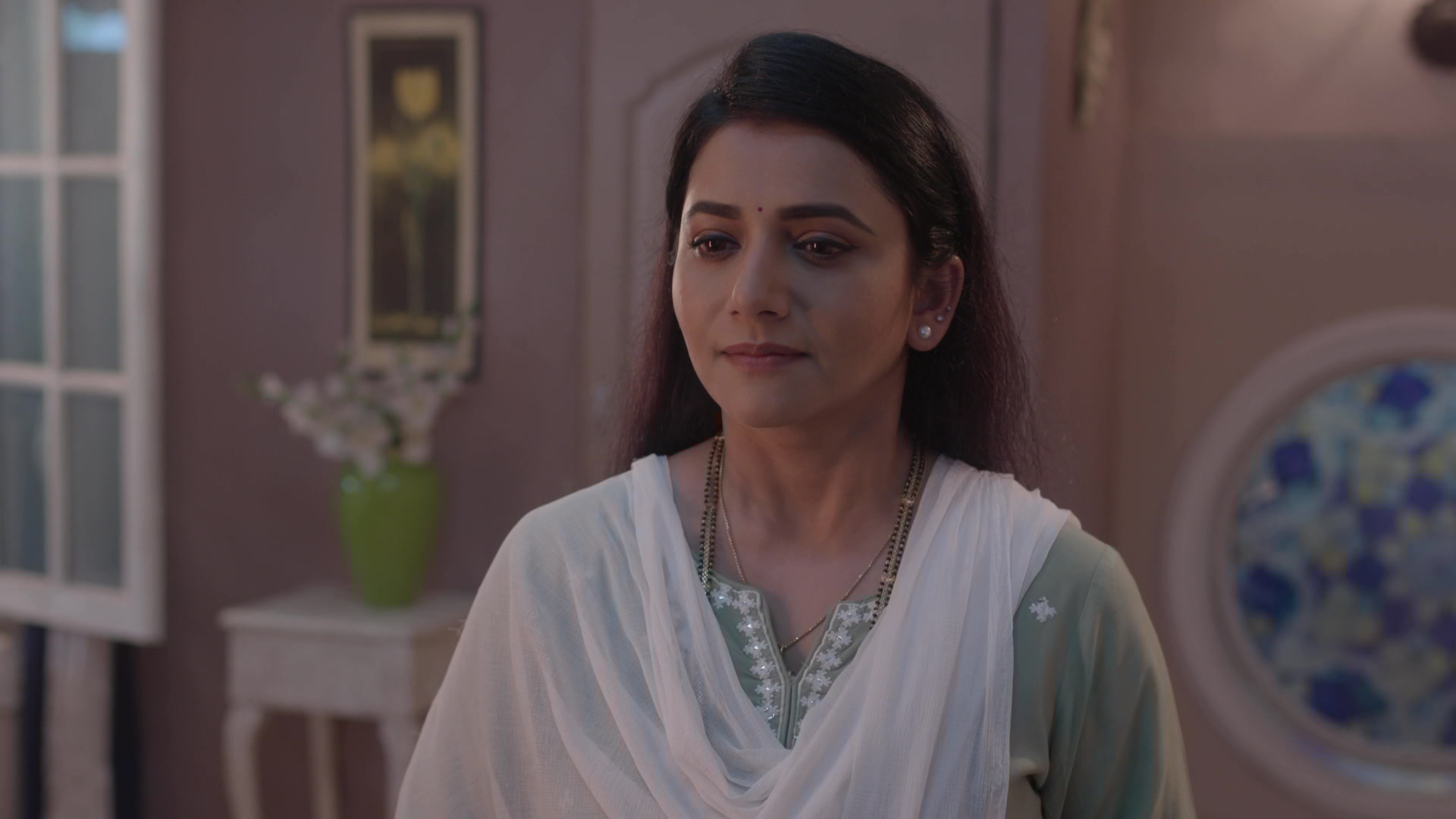 Watch Tharala Tar Mag Episode 613 on JioHotstar