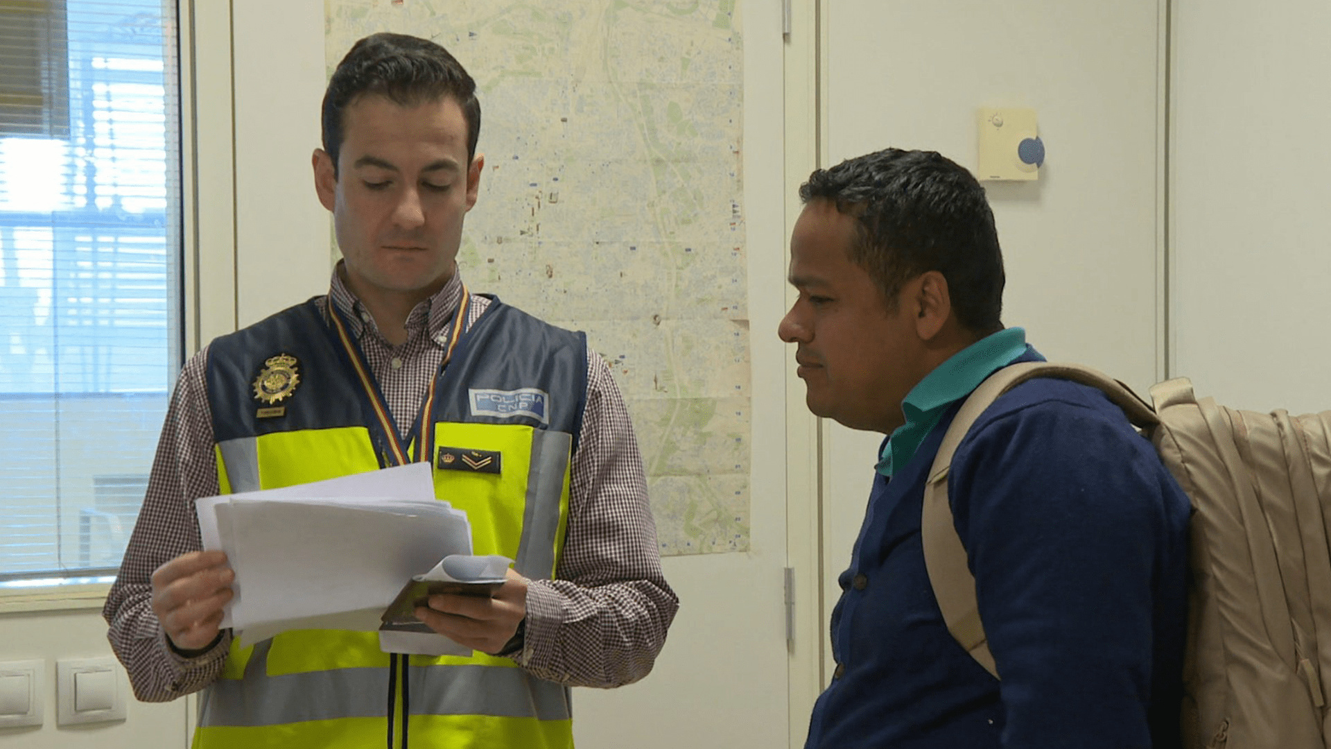 Watch Airport Security S4 Episode 5 on Disney+ South Africa | English ...
