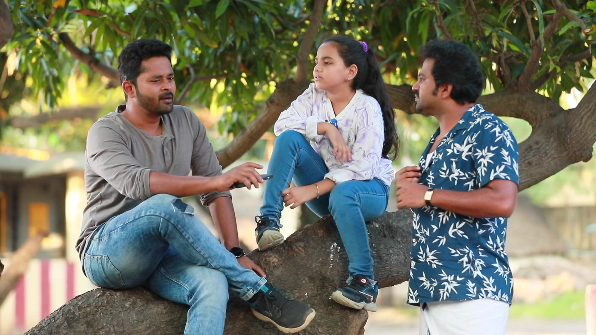 Watch Barathi Kannamma 2 Episode 1010 on JioHotstar