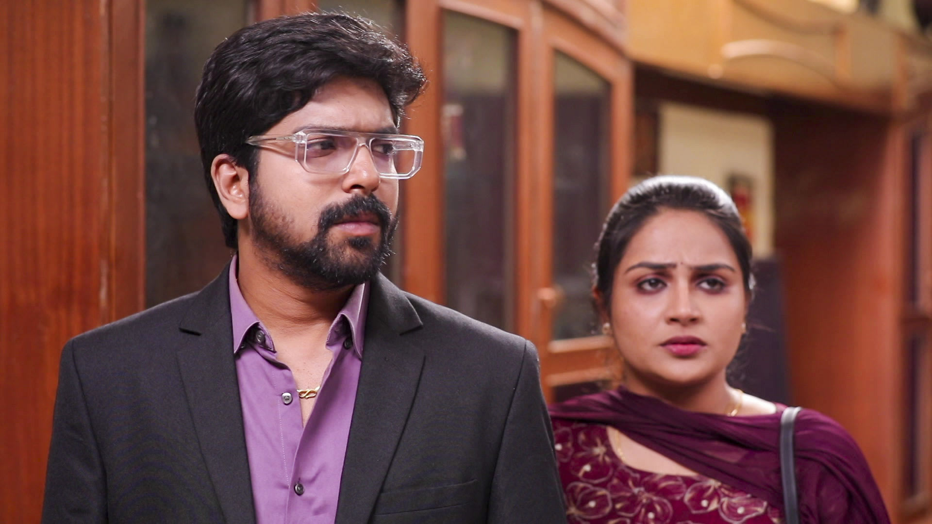 Watch Siragadikka Aasai S1 Episode 887 on JioHotstar