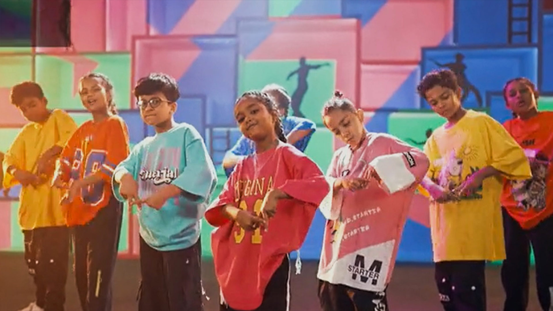 Watch Dance + Pro S1 Episode 1 on Disney+ Hotstar