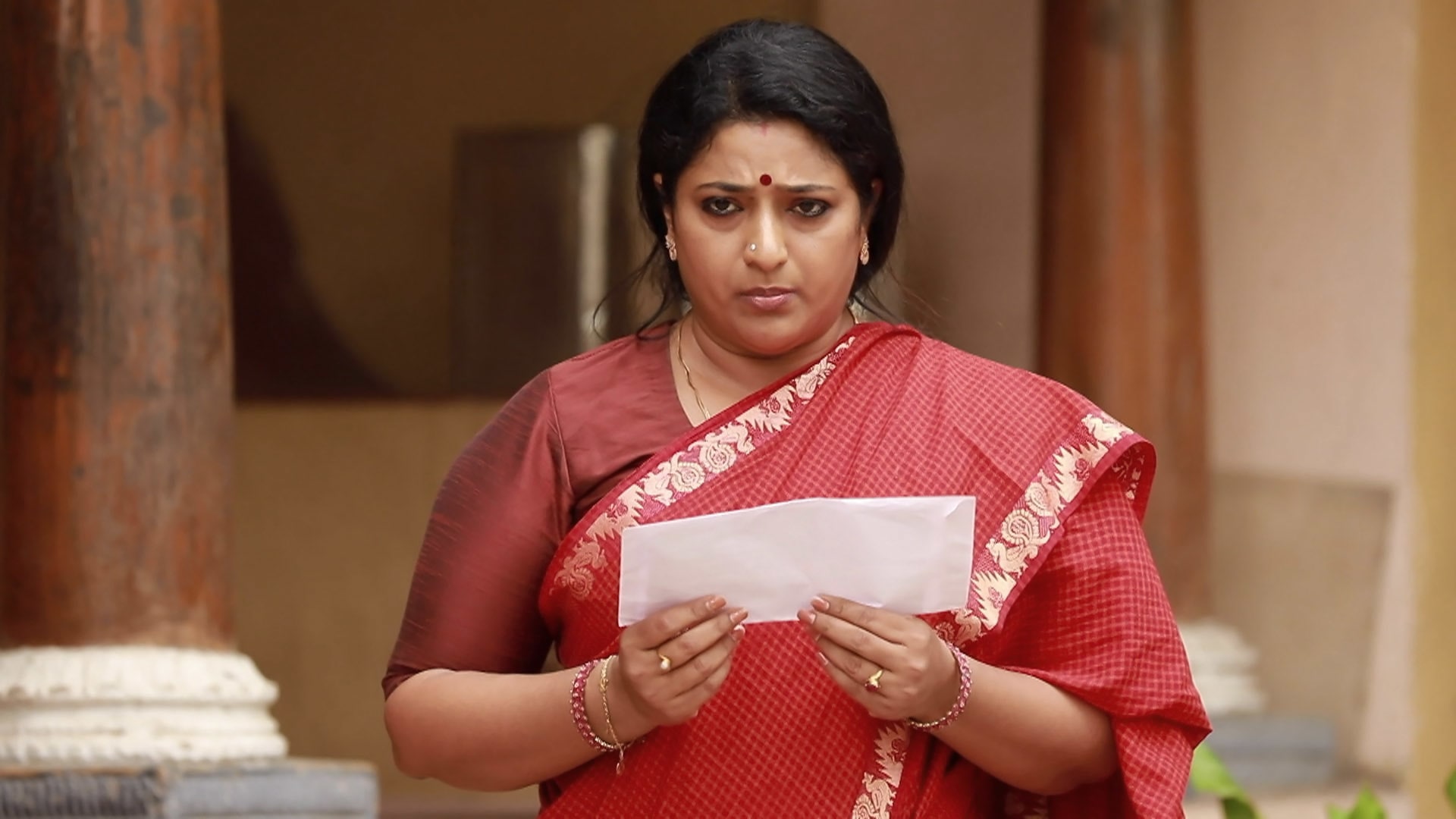 Watch What Is Sivagami Up to? Online