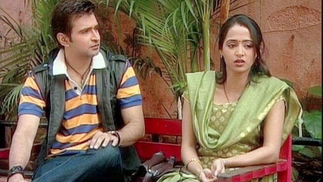 Watch Chhuta Chheda S1 Episode 671 on JioHotstar