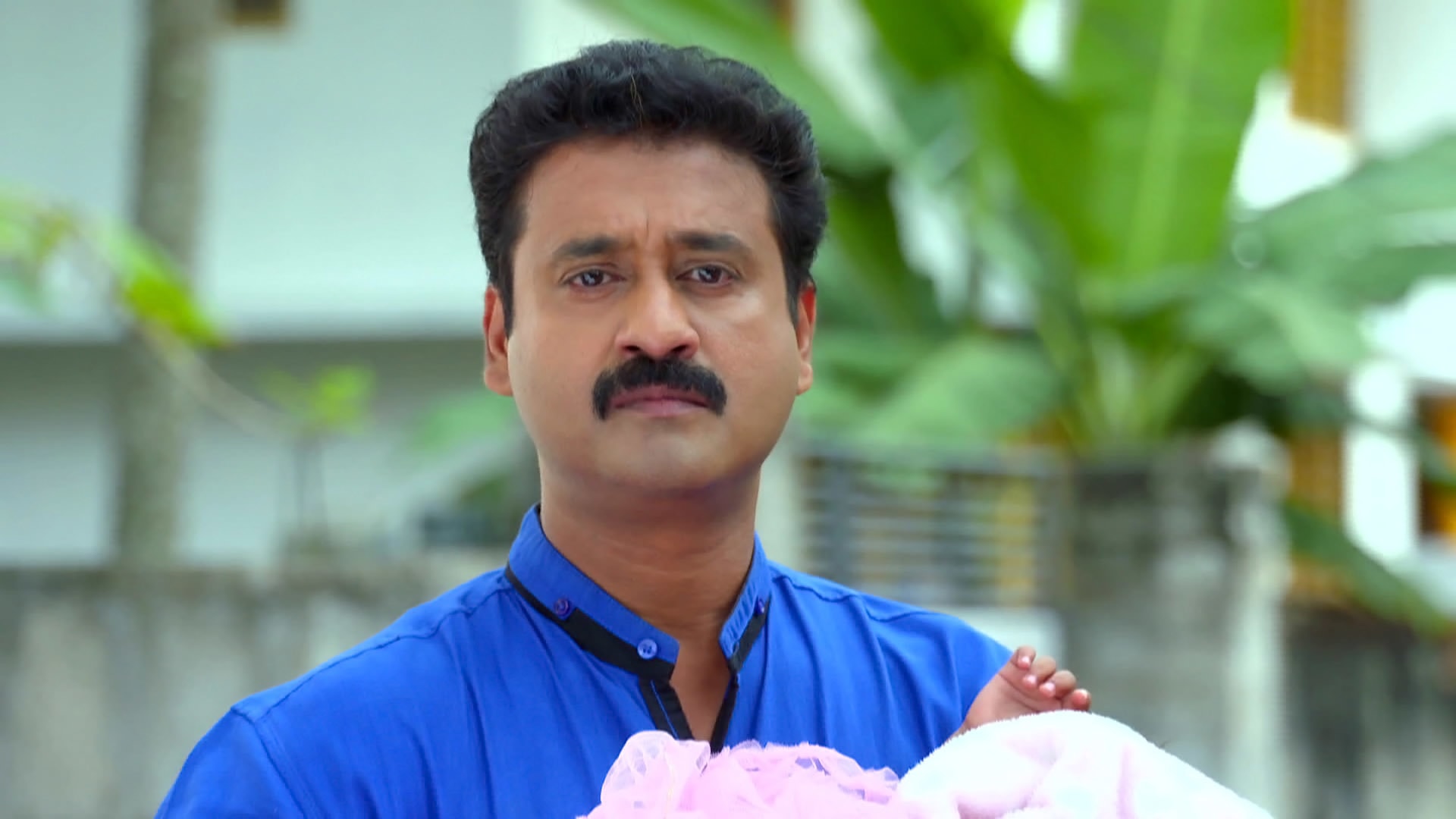 Watch Karuthamuthu Episode 232 on JioHotstar