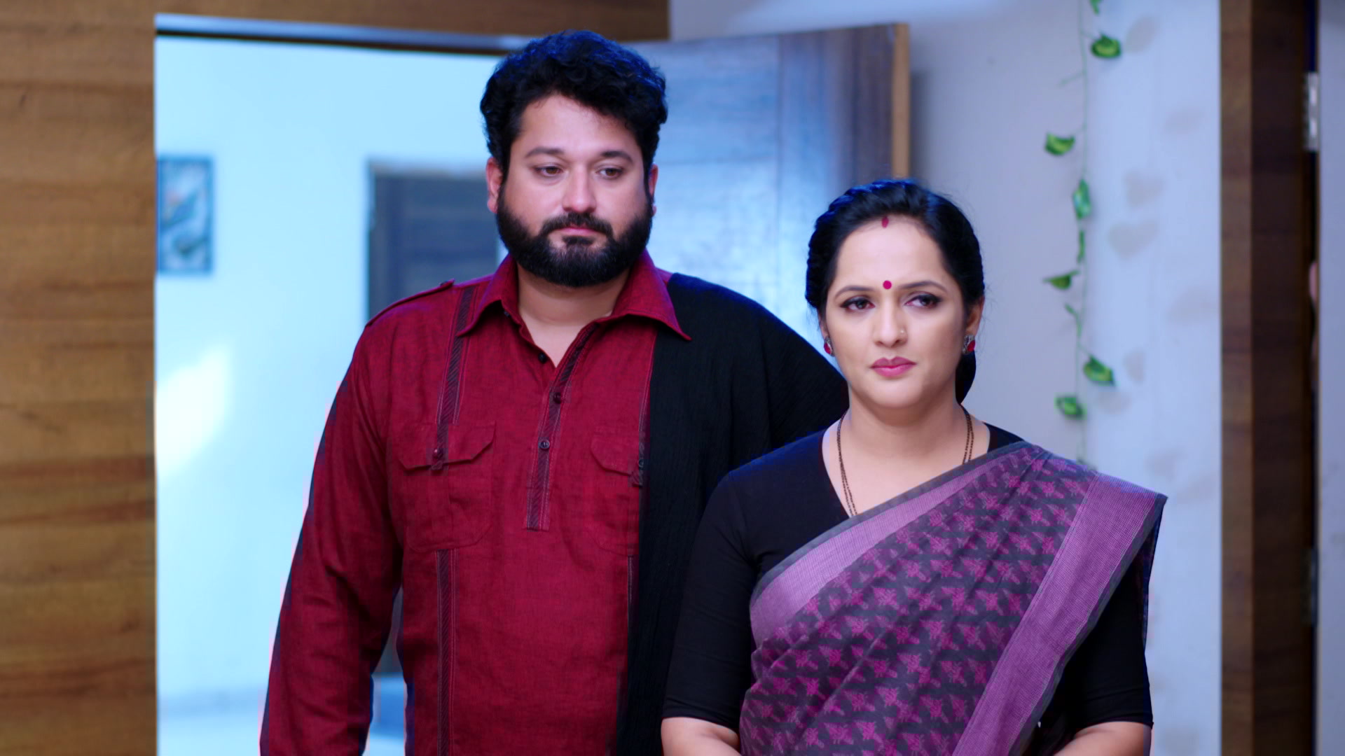 Watch Guppedantha Manasu S1 Episode 678 on JioHotstar