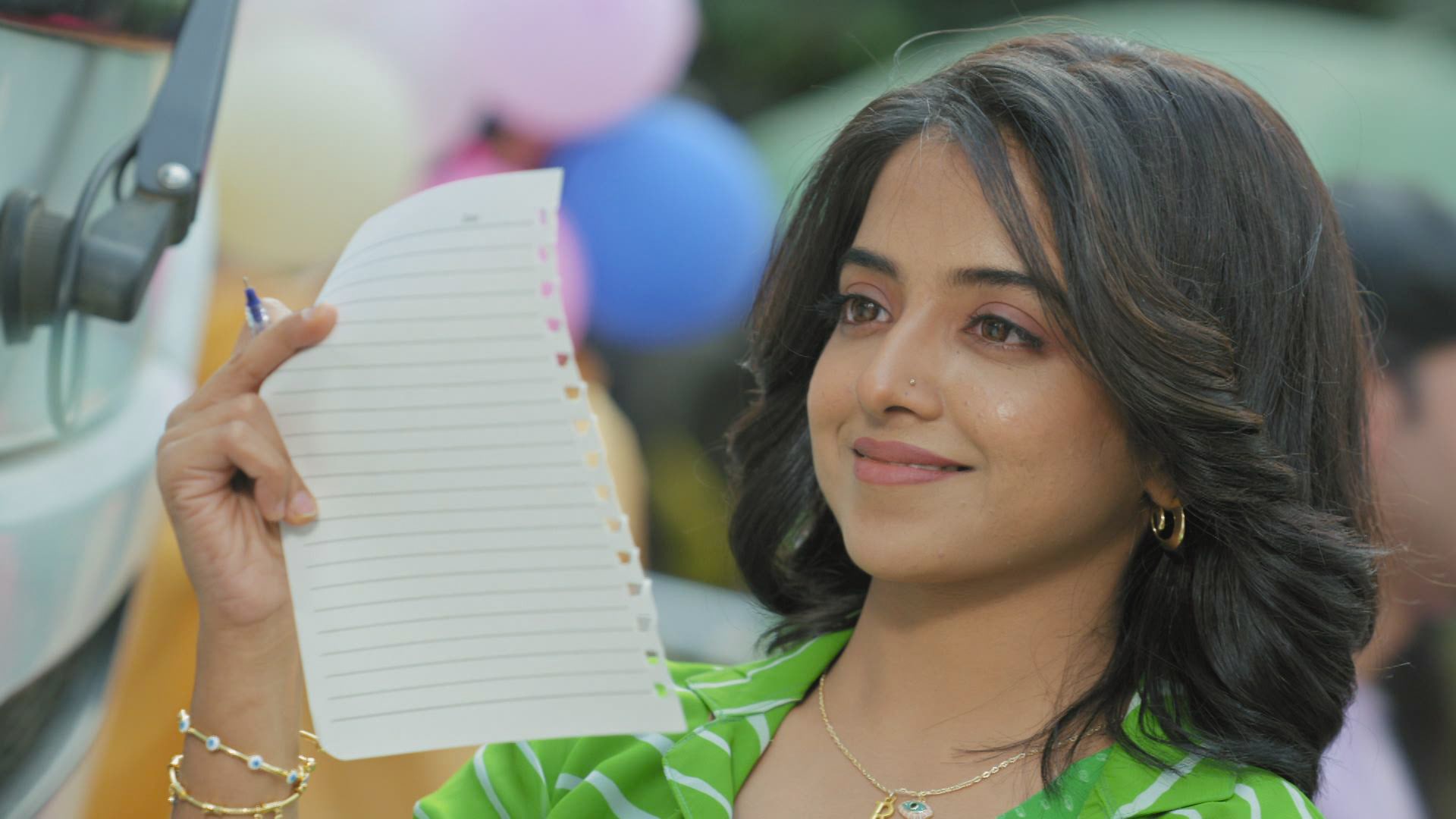 Watch Aankh Micholi S1 Episode 13 on JioHotstar