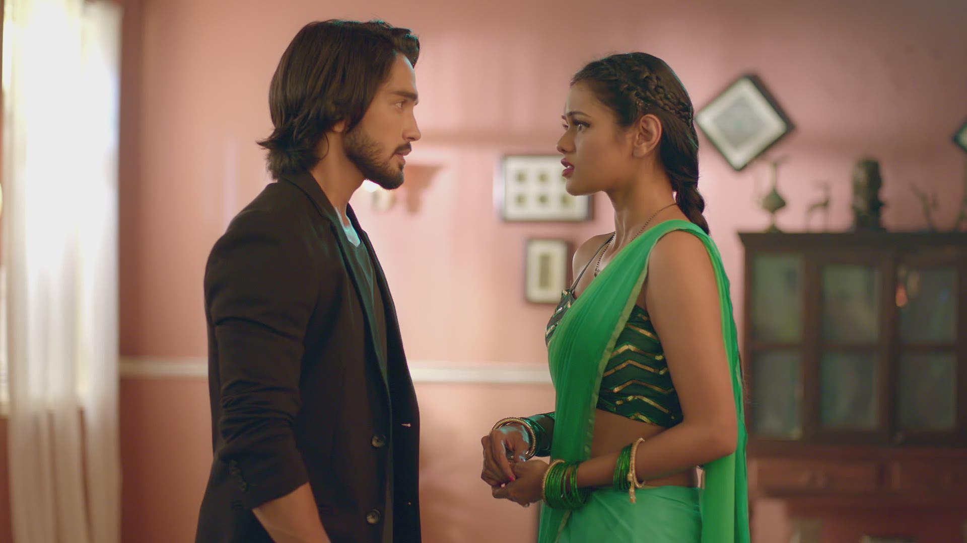 Watch Nazar S1 Episode 49 on JioHotstar