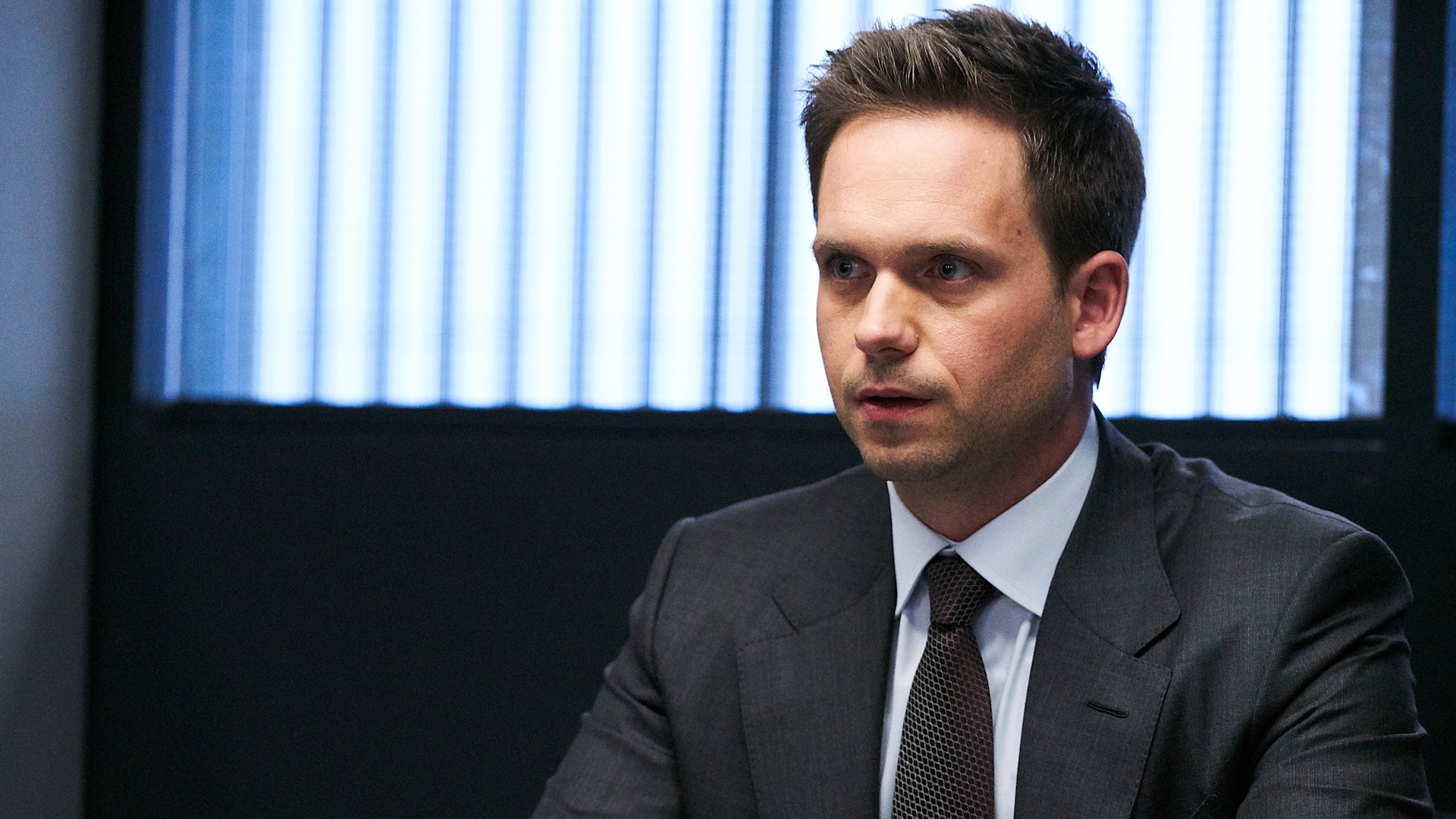 Watch Suits S7 Episode 5 on Disney+