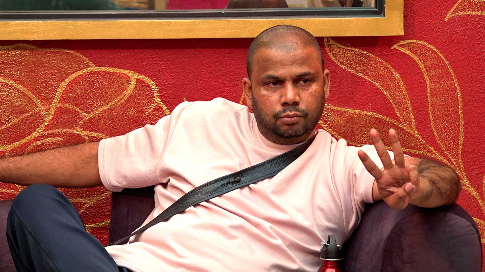 Sanchalak Manish Faces Backlash - Promo - JioHotstar