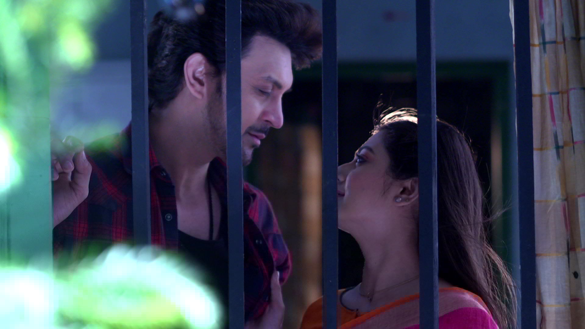 Watch Khelaghor S1 Episode 439 on JioHotstar