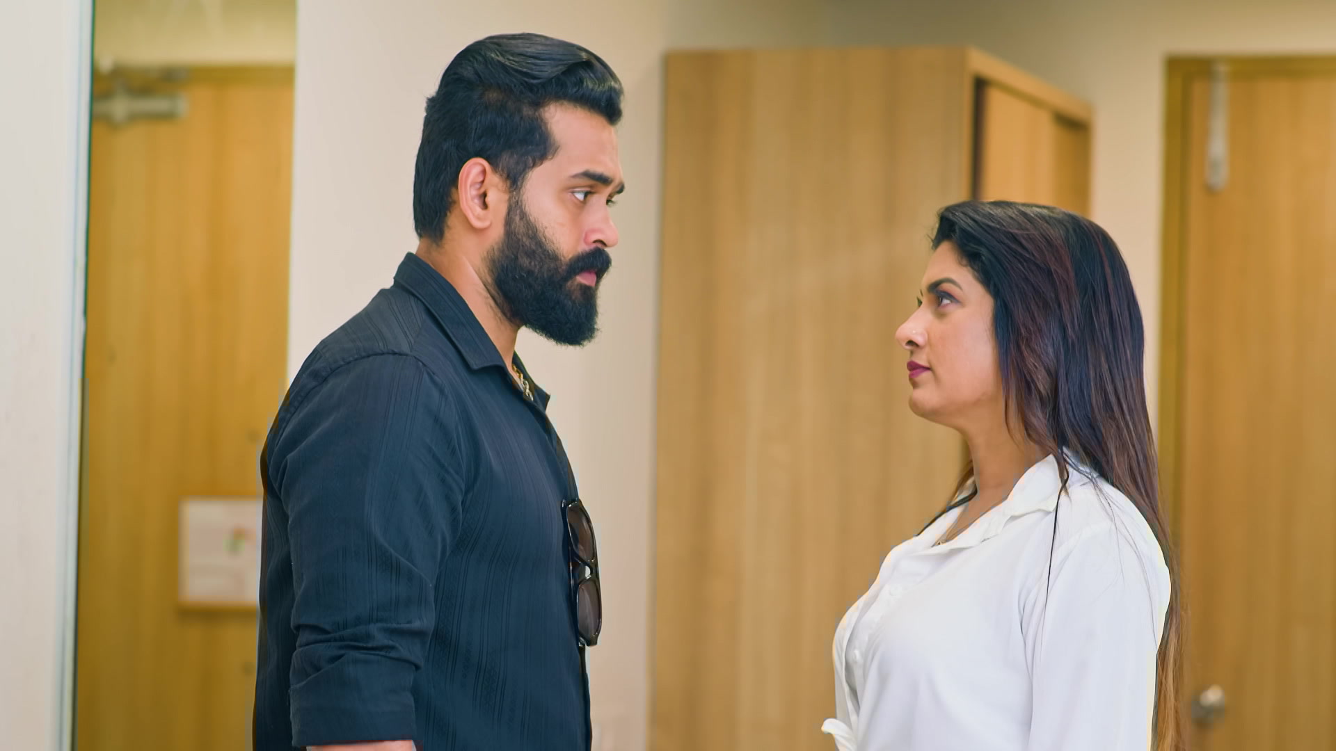 Watch Janakiyudeyum Abhiyudeyum Veedu Episode 111 on JioHotstar