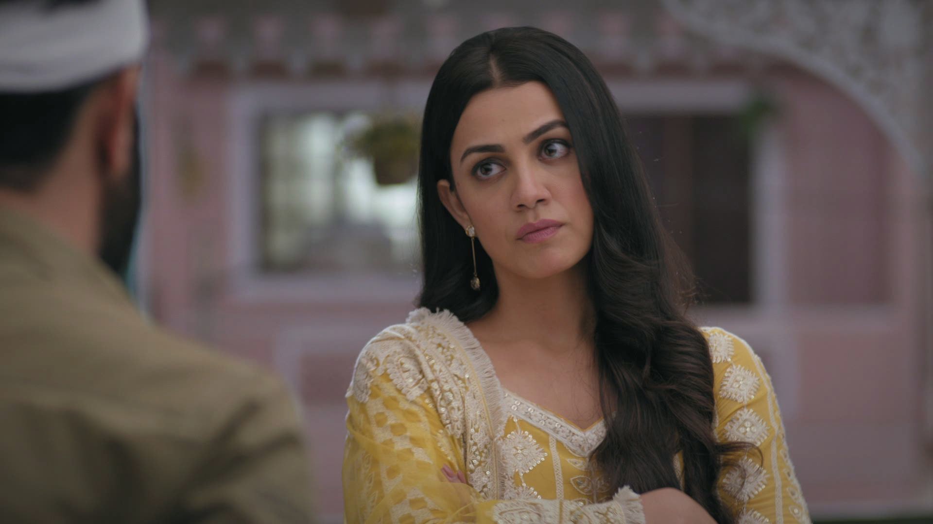 Watch Amrita Makes Pritam Relieved Online