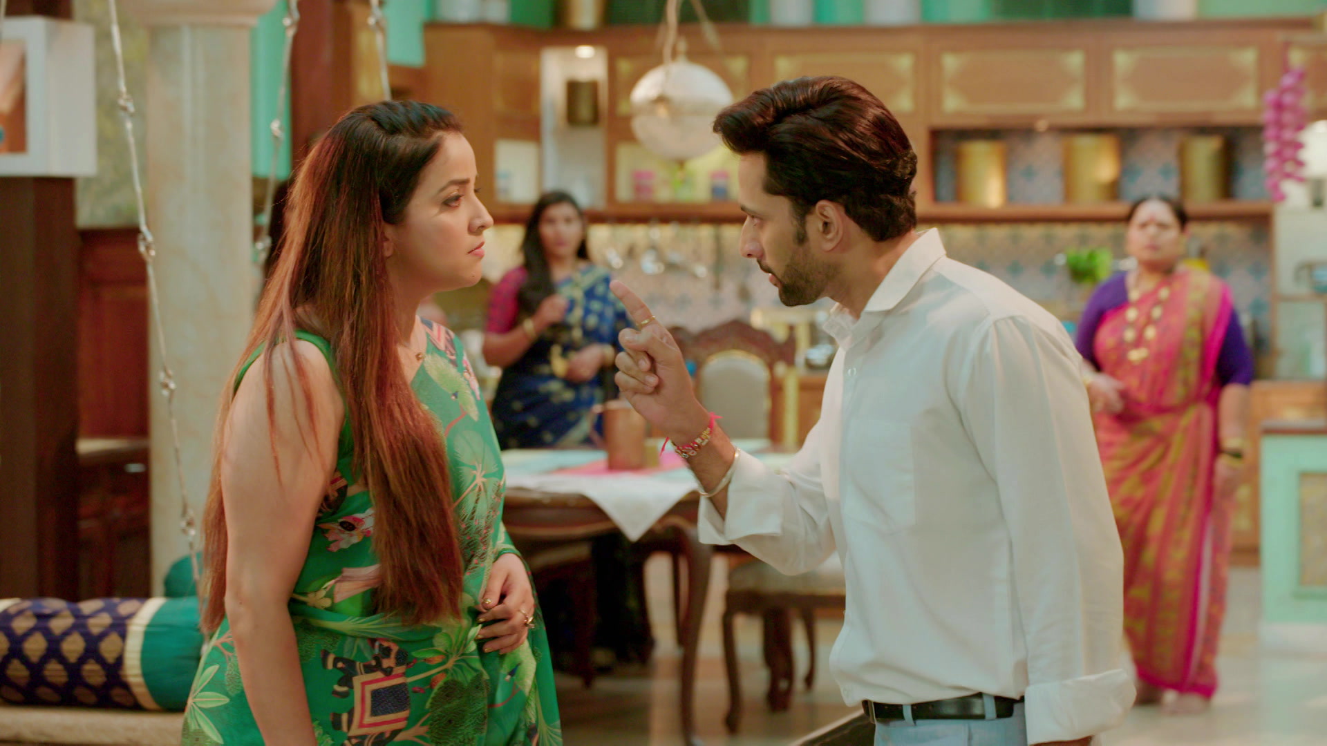Watch Premachi Goshta S1 Episode 318 on JioHotstar