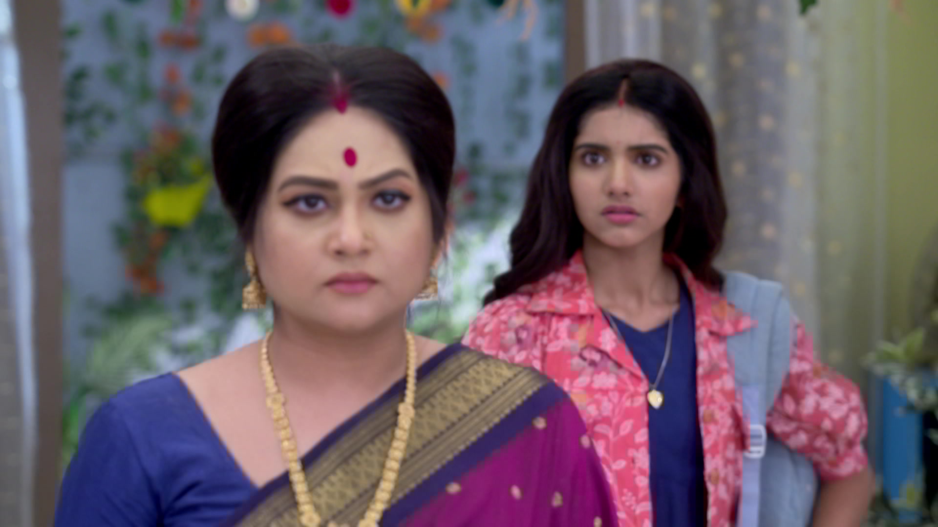 Watch Tomader Rani S1 Episode 226 on JioHotstar