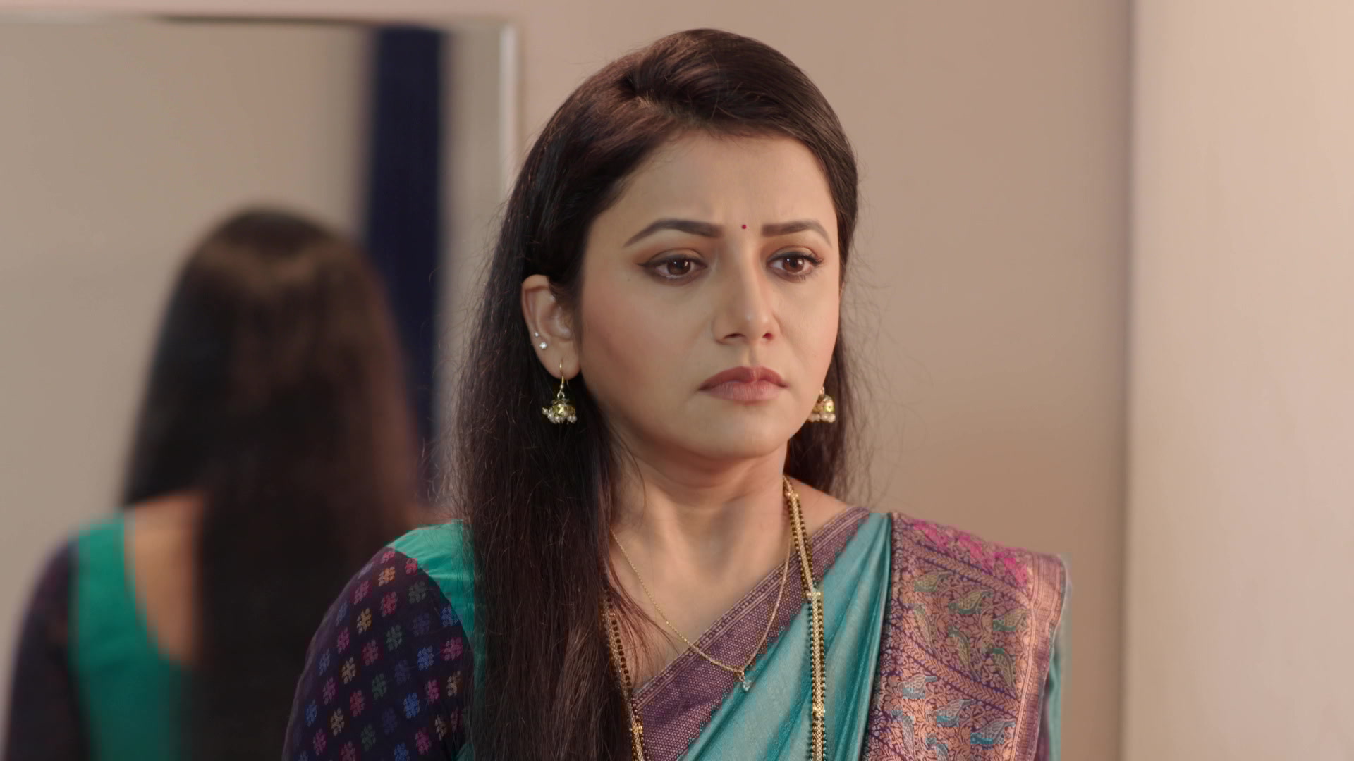 Watch Tharala Tar Mag Episode 439 on JioHotstar