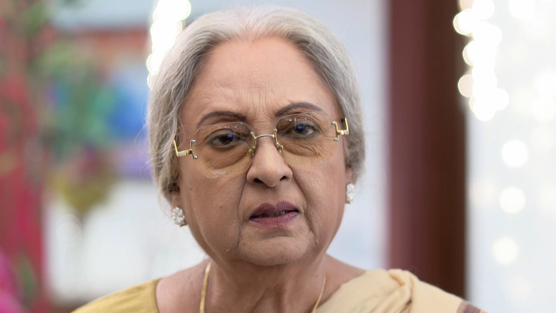 Watch Basudha Cautions Nipa Online