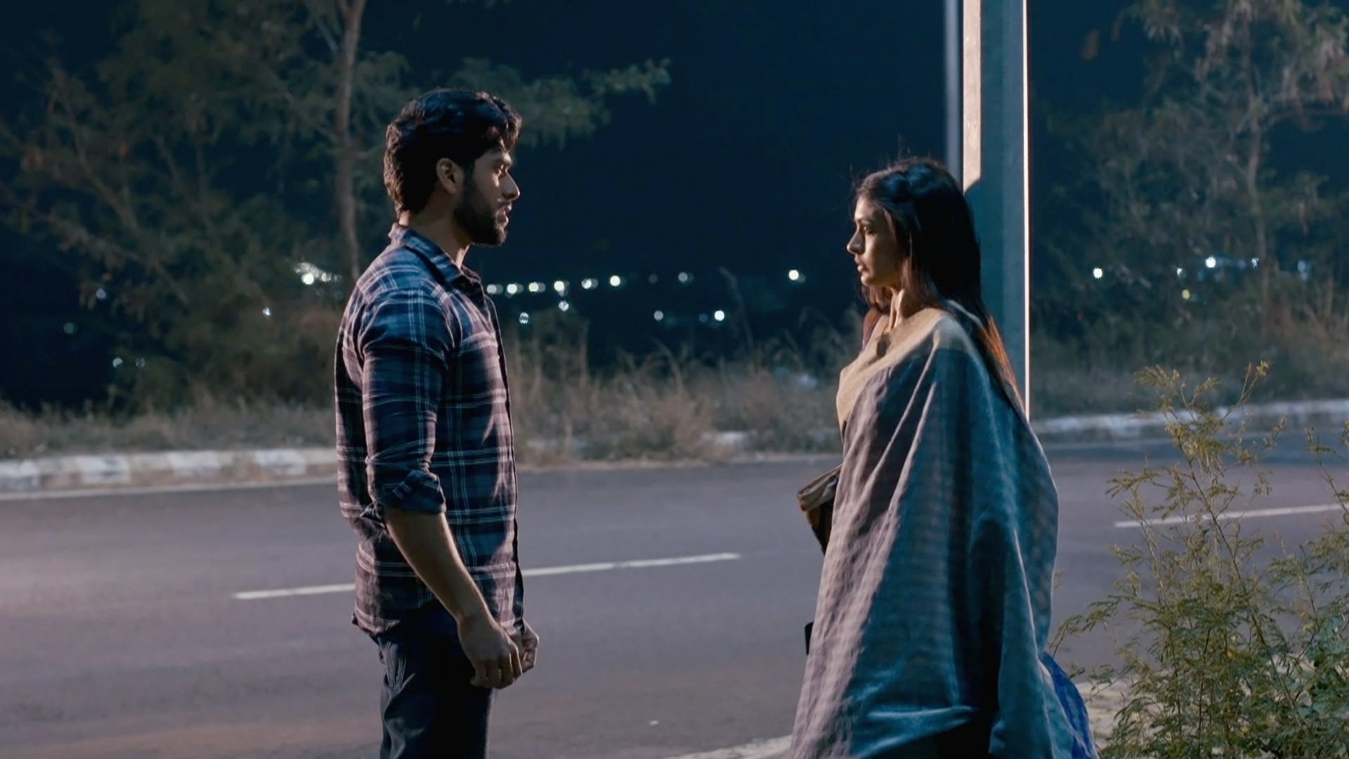 Stream mehndi-hai-rachne-waali Online | Watcho