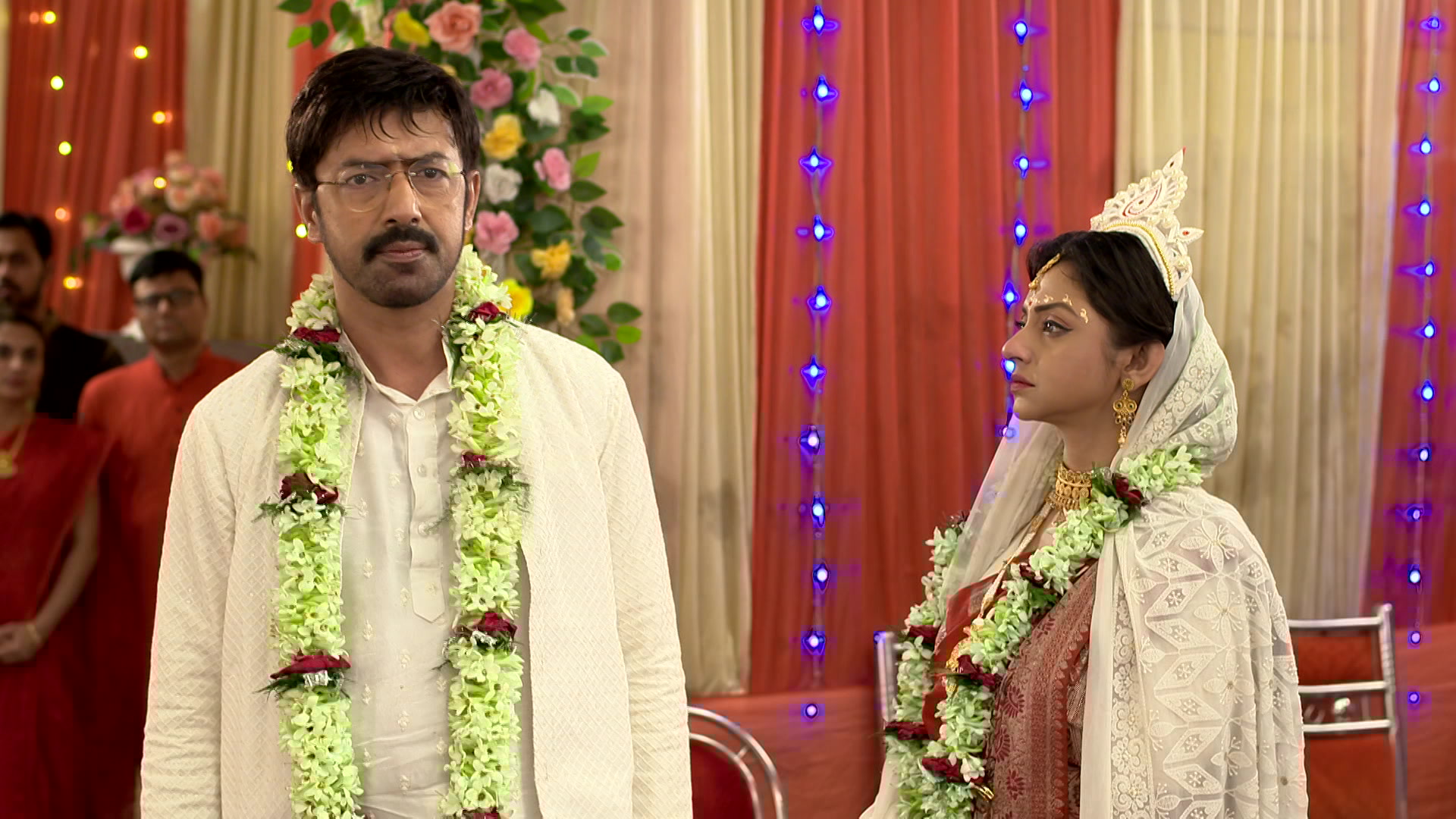 Watch Ekka Dokka Episode 288 on JioHotstar