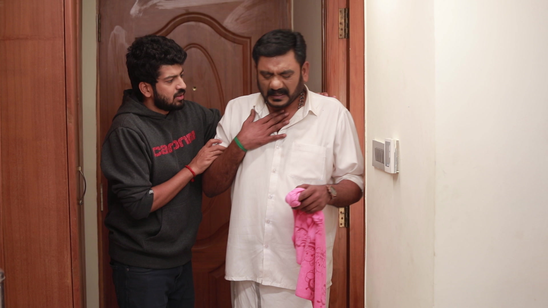 Stream pandian-stores Online | Watcho