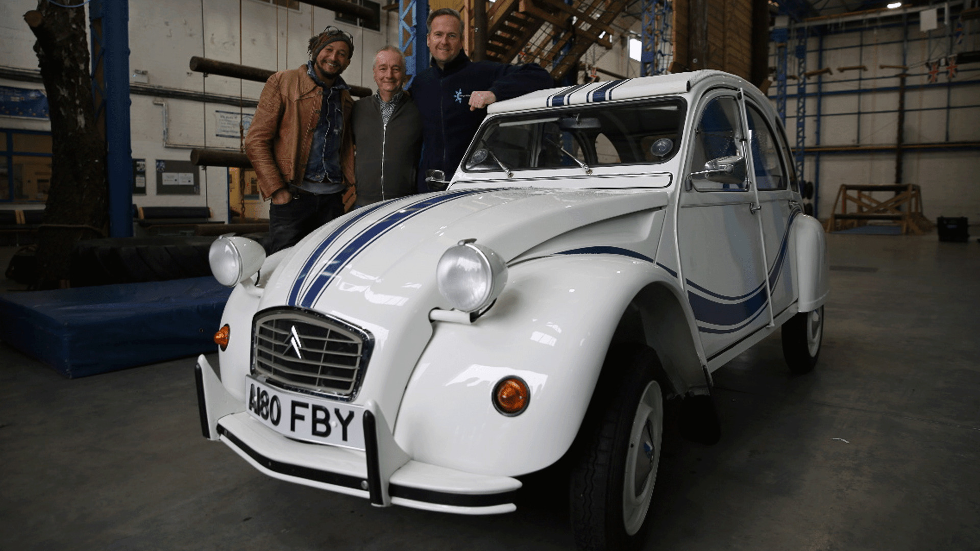 Watch Car SOS S7 Episode 10 on Disney+ Hotstar
