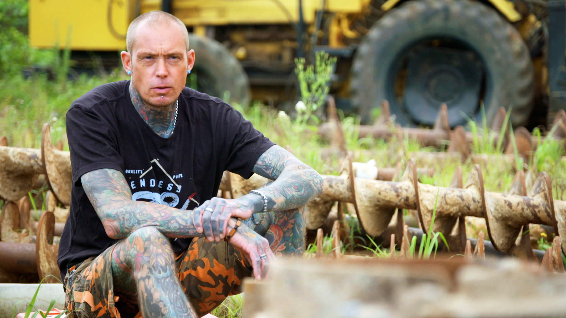 Watch Snakes In The City S10 Episode 5 on JioHotstar