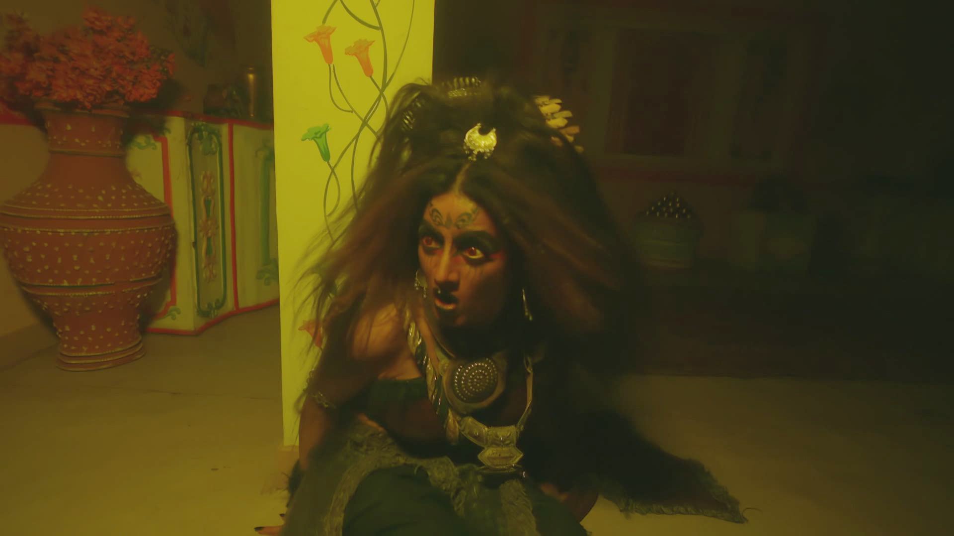 Watch Joy Gopal S1 Episode 21 on JioHotstar