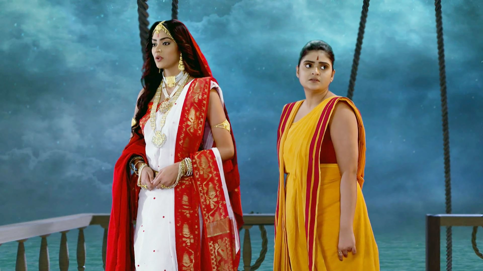 Watch Debi Choudhurani S1 Episode 305 on JioHotstar
