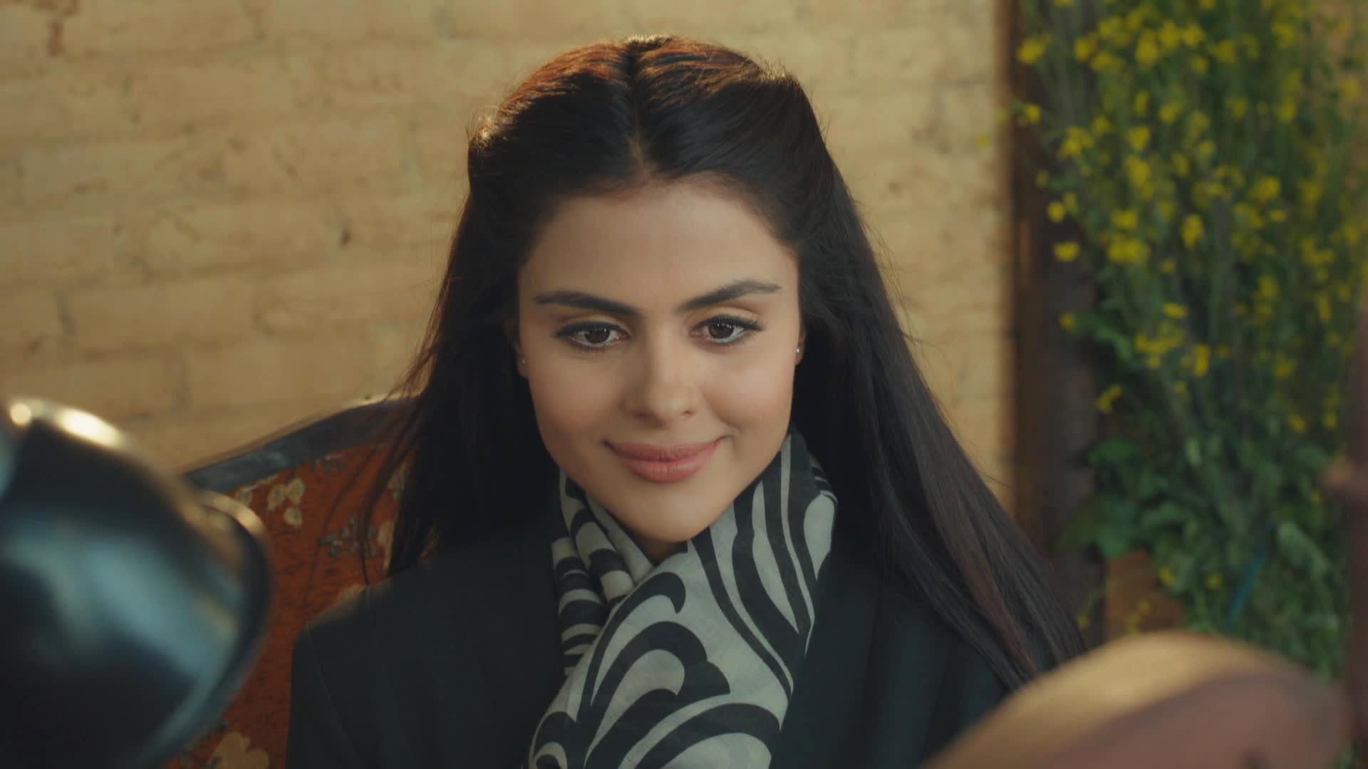 Watch Udaariyaan Episode 1 on JioHotstar