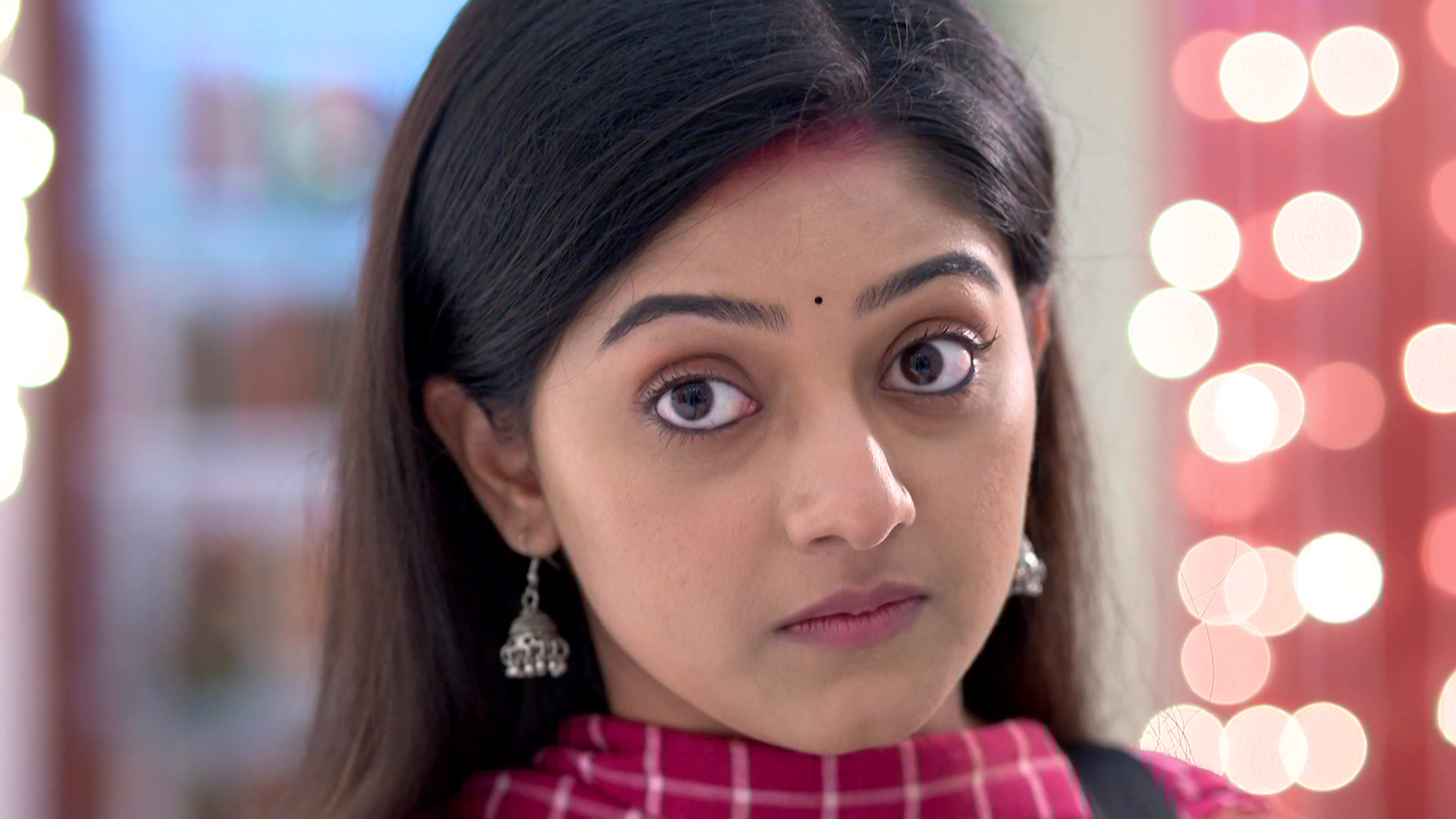 Watch Khukumoni's Decisive Move! Online