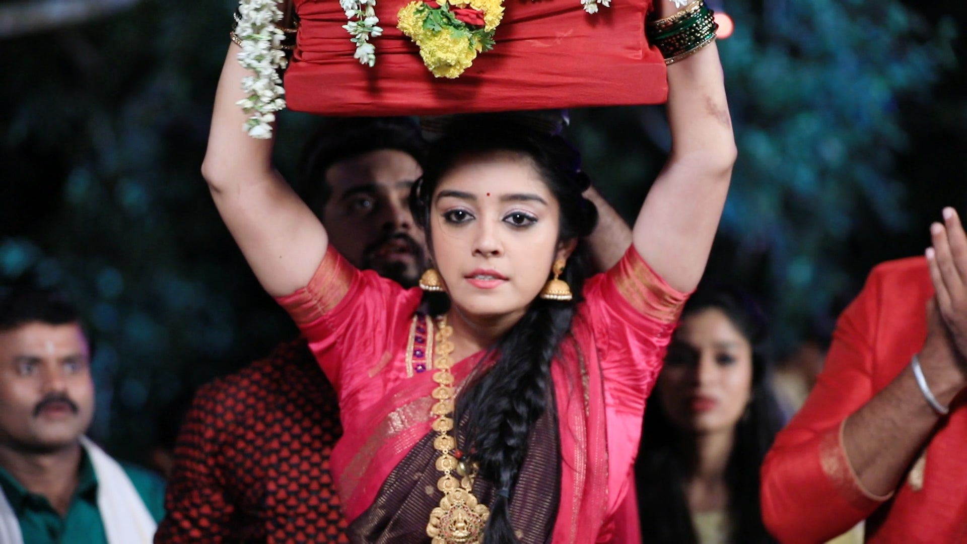 Watch Nammane Yuvarani S1 Episode 226 on JioHotstar